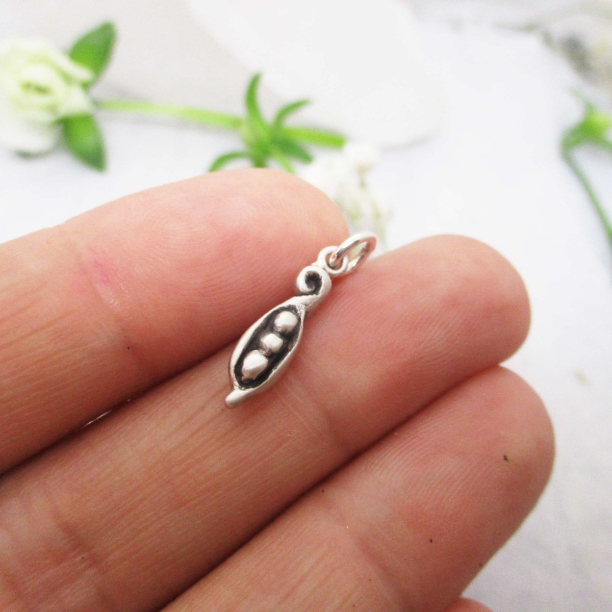 Sweet Pea, Peas in a Pod Charm in Sterling Silver – Luxe Design Jewellery